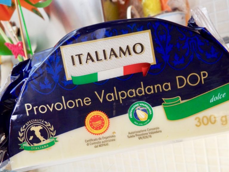 Lidl Provolone Valpadana DOP Dolce Italiamo - Daniele Sciarotta