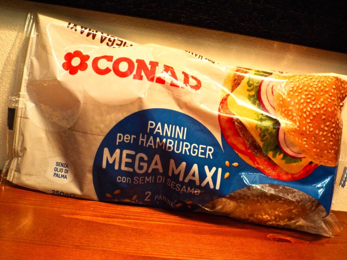 Panino Hamburger Mega Maxi con semi di Sesamo Conad - Daniele Sciarotta