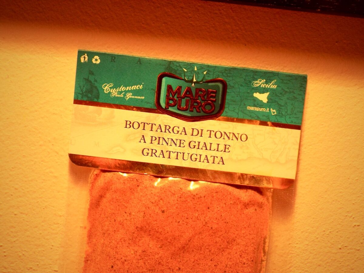 Mare Puro grated yellowfin tuna bottarga - Daniele Sciarotta